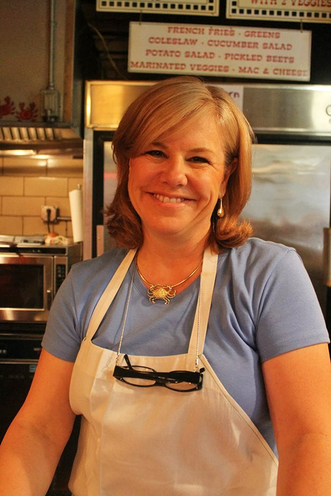 The people behind the legendary flavors wear their seafood pride like a badge of honor. That crab necklace isn't just fashion&mdash;it's a lifestyle.