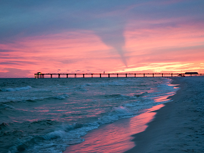 Mother Nature showing off again with a sunset that makes you wonder if she hired a Hollywood lighting designer.