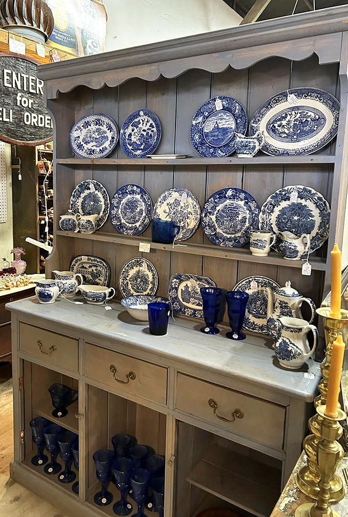 Blue Willow china displayed like a Delft museum exploded in the best possible way &ndash; your aunt would approve.