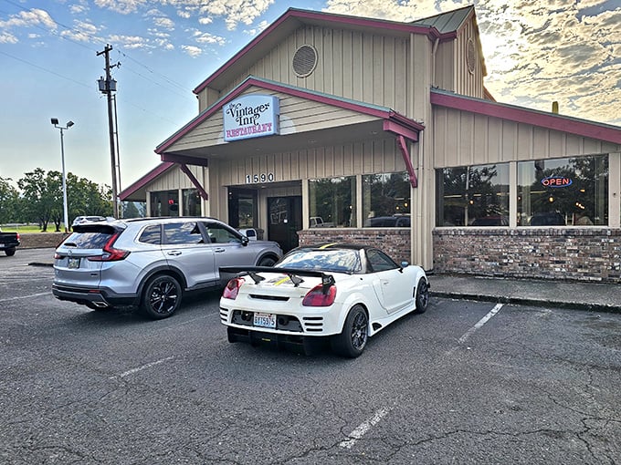 Vintage Inn serves up comfort and charm in equal measure. The kind of place where you might extend your stay "just one more night" three times in a row.