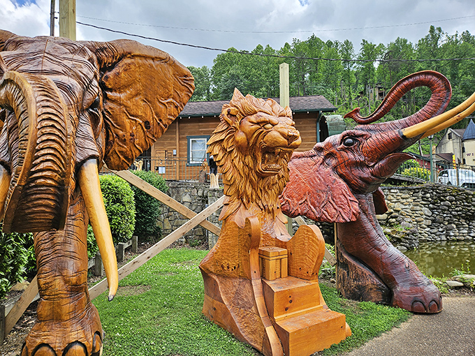 Massive wooden animal sculptures guard the approach to the museum. Even elephants and lions bow before the mighty salt and pepper shaker!