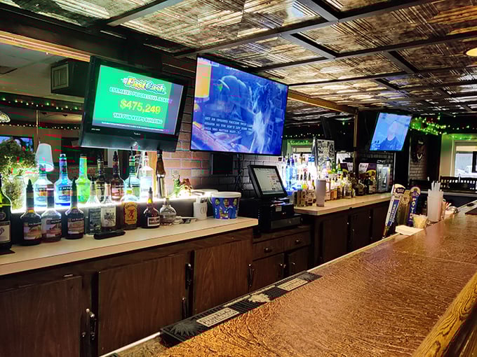 The bar at Michael's isn't trying to be trendy&mdash;it's aiming for something more important: a place where everybody feels welcome and nobody leaves thirsty. 