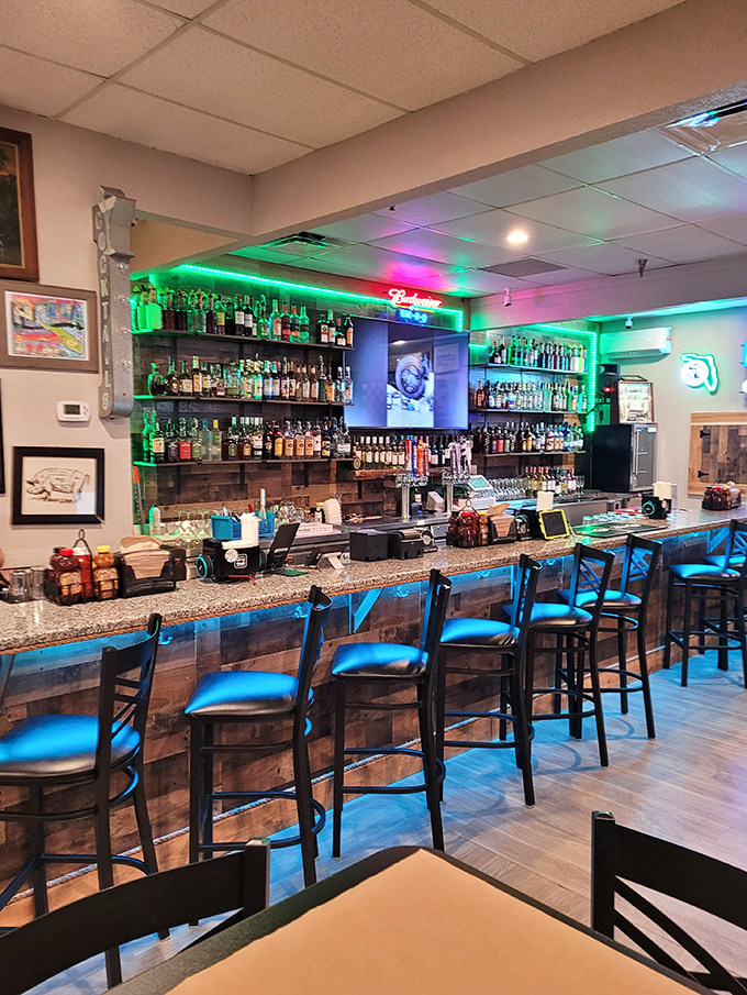 The full bar ensures your barbecue experience can include proper adult beverages alongside that smoky goodness.