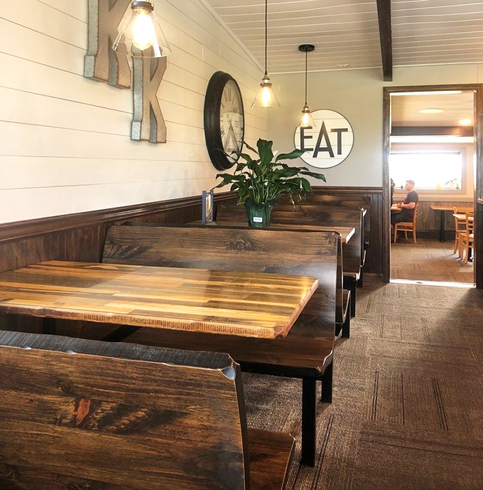 These wooden booths have witnessed countless family celebrations, first dates, and the kind of conversations that only happen over pie.