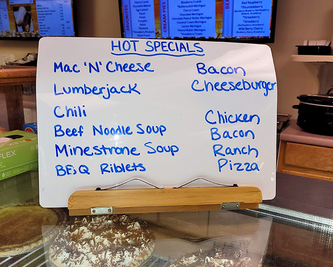 The daily specials board&mdash;handwritten with blue marker&mdash;promises comfort food that your grandmother would approve of, if she were feeling particularly generous.