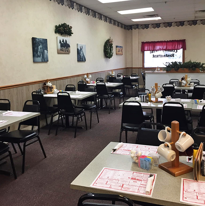 Simple tables set with the essentials&mdash;no white tablecloths or fancy flatware, just clean spaces ready for plates of honest-to-goodness deliciousness.