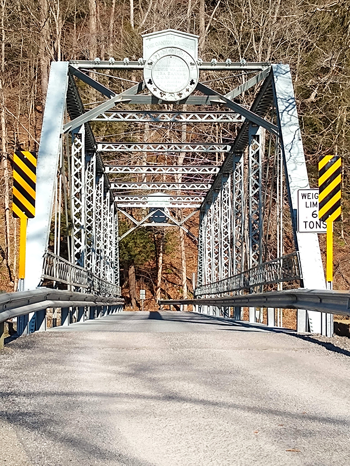Echo Dell Bridge looks like it jumped straight out of a painting and landed in Ohio.