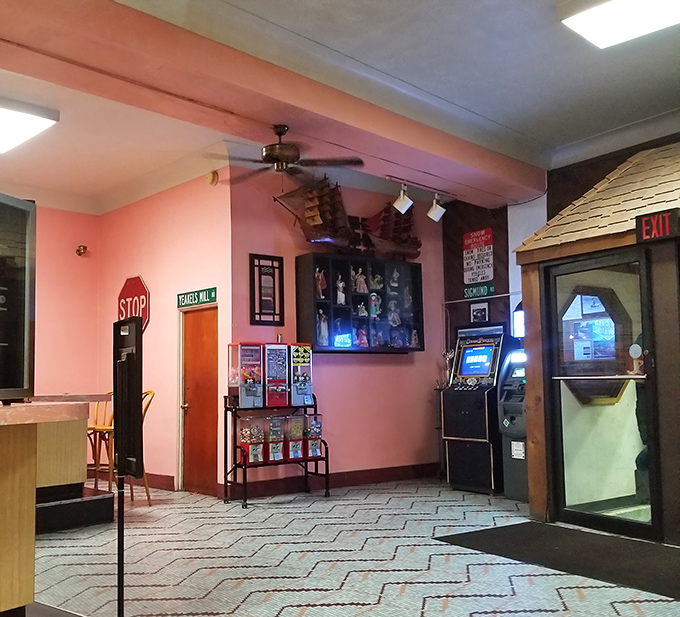 Even a steak shop needs some entertainment &ndash; the game area offers diversion while you contemplate ordering seconds. The hardest game? Deciding what to order.