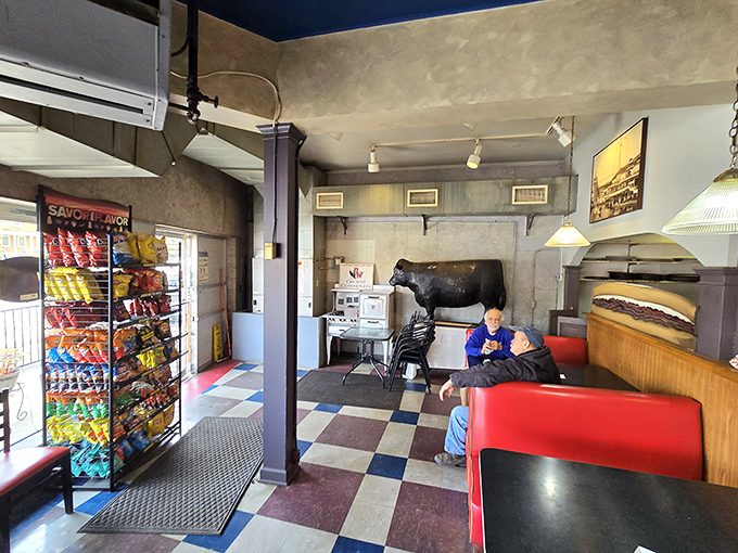 Every corner tells stories of satisfied customers who've discovered this neighborhood treasure over decades.