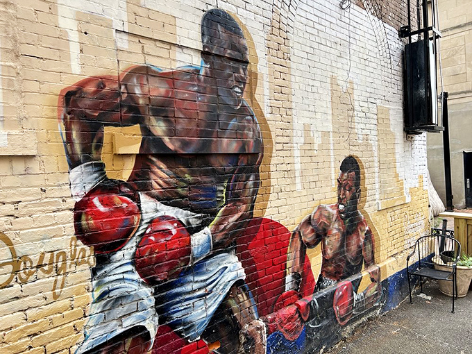 The boxing mural outside pays homage to the Ringside name, capturing the raw energy and spirit that infuses everything from the d&eacute;cor to the food.