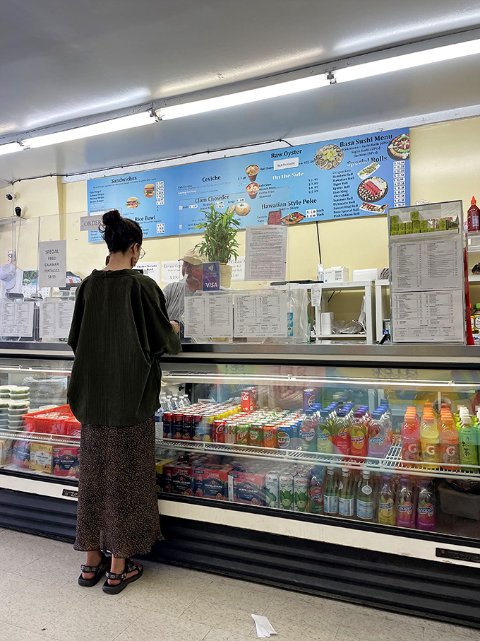 The ordering counter &ndash; where dreams of fresh seafood come true and friendly staff stand ready to transform ocean treasures into your next meal.