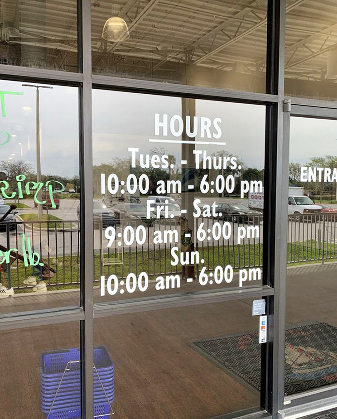 Hours posted like a promise: "We'll be here when you need your seafood fix," they seem to say.