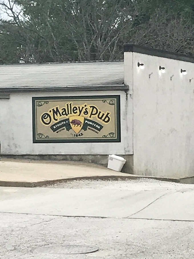 A sign that promises exactly what it delivers&mdash;exceptional stouts, porters, and an experience that's been perfected since the 19th century.