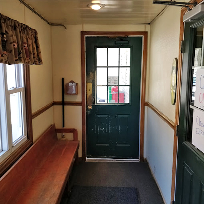 The entryway's wooden bench has witnessed thousands of "just put our name on the list" conversations while stomachs growl in anticipation.