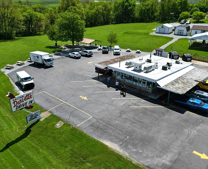 From above, the Dari-ette looks unassuming, but so did Superman's hometown&mdash;some of life's greatest pleasures come in modest packages.