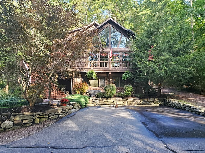 Bear Mountain Lodge showcases the dream retirement home: natural materials, expansive windows, and a deck perfectly positioned for morning coffee with mountain views.
