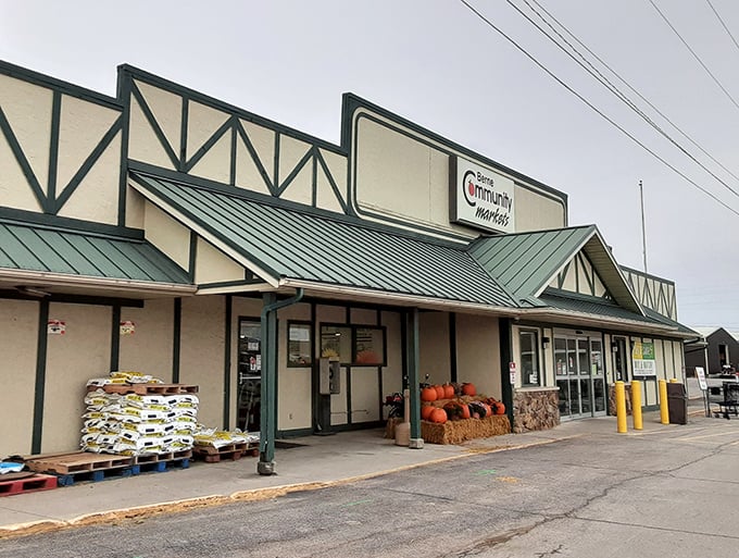 Where "locally sourced" isn't a marketing gimmick but a way of life. Berne Community Market connects residents with fresh produce and essentials.