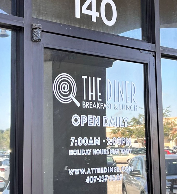 Open daily from 7am to 3pm&mdash;the golden hours when breakfast dreams come true and lunch ambitions are realized.