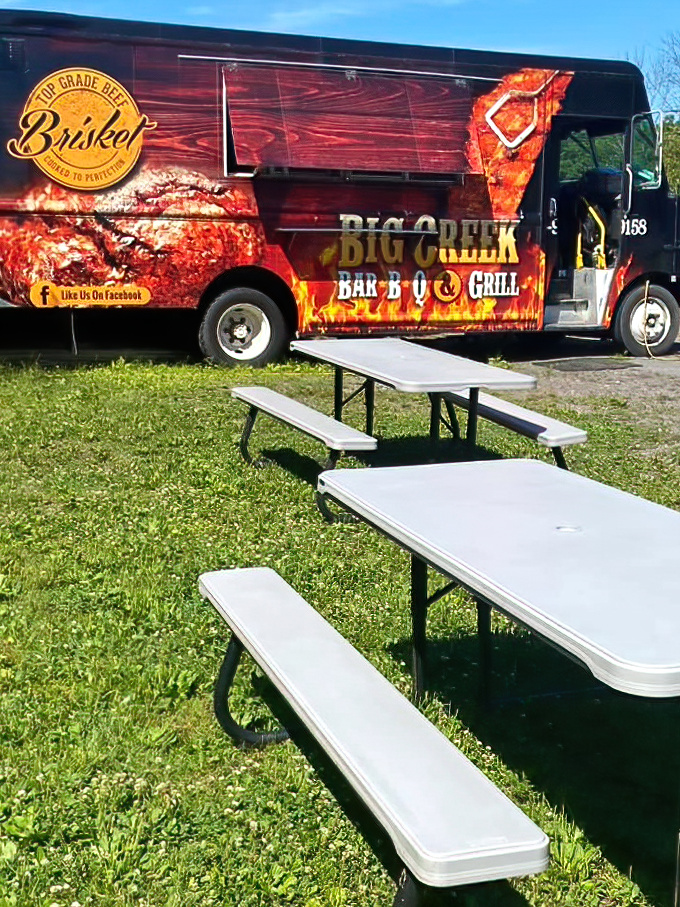 Al fresco dining, Pennsylvania style. These picnic tables have witnessed more moments of barbecue bliss than most therapists' couches.