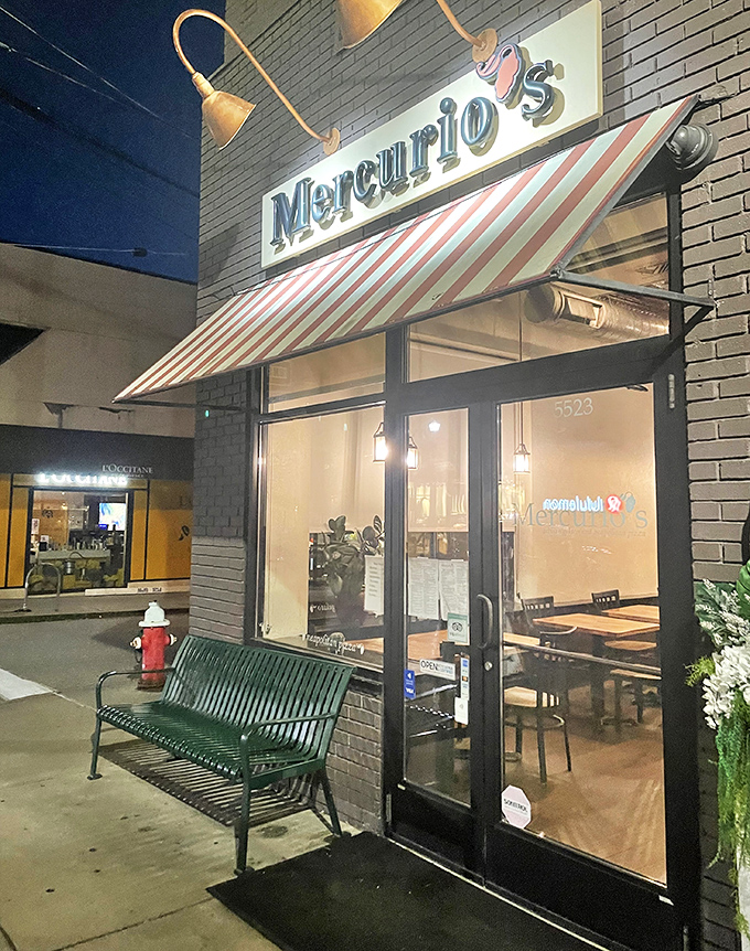 As evening falls, Mercurio's glows like a beacon of culinary hope on Shadyside's bustling street &ndash; promising delicious refuge within.
