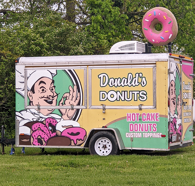 Donald's on wheels brings the magic to you. This food truck doesn't just serve donuts &ndash; it delivers happiness with a side of nostalgia and a giant pink sprinkled cherry on top.