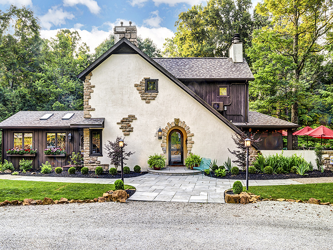 Storybook cottage meets luxury getaway – the kind of place where Hansel and Gretel would book their anniversary weekend.