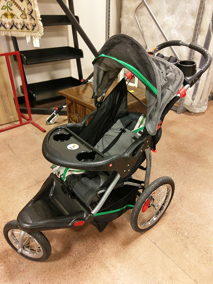 Baby gear like jogging strollers proves that parenting doesn't have to break the family budget.