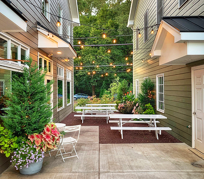 String lights transform this courtyard into an enchanted garden. Al fresco dining with a side of twinkle&mdash;summer evenings don't get better.