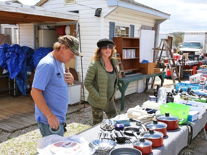 Outdoor treasure hunting at its finest! One person's "finally getting rid of this" becomes another's "finally found it" in the beautiful retail circle of life.