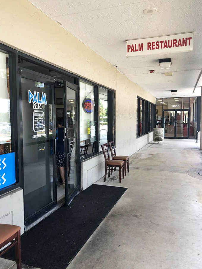 Al fresco dining for those perfect Florida days when the weather cooperates with your appetite.