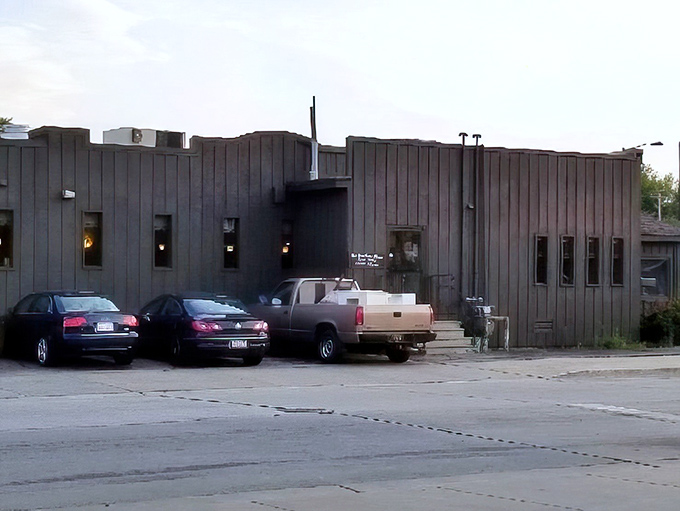 Even the parking lot has that no-nonsense Midwestern charm &ndash; practical, unpretentious, and ready to welcome hungry visitors from near and far.