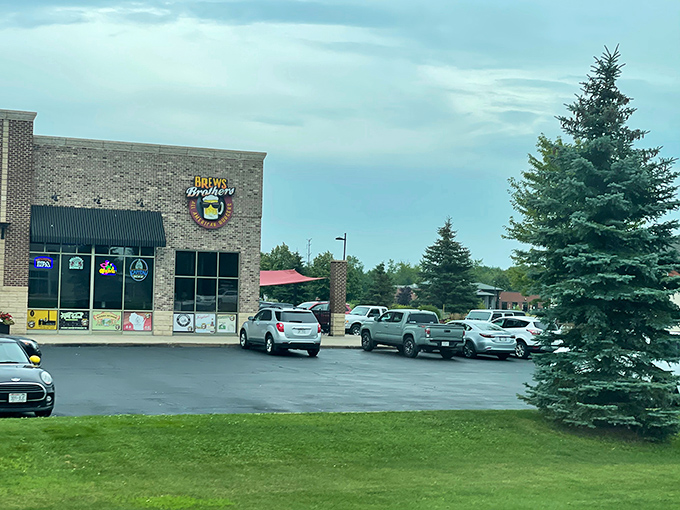 Even the parking lot has that "welcome home" feel. Cars gathered like friends at a reunion, all there for the same delicious reason.
