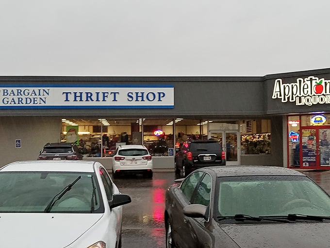 Even on a rainy day, the parking lot fills with treasure hunters. The quest for bargains stops for no weather!