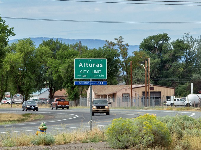 The "Alturas City Limit" sign welcomes you to elevation 4,372 feet&mdash;high enough for mountain views, low enough for reasonable housing prices.