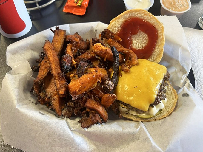 The Seamus burger doesn't need to shout for attention. Like a soft-spoken genius, it lets its perfectly melted cheese and juicy patty do the talking.