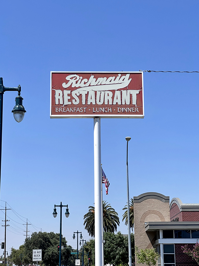 The sign doesn't need fancy fonts or clever wordplay &ndash; when you've been serving great food this long, simplicity speaks volumes.