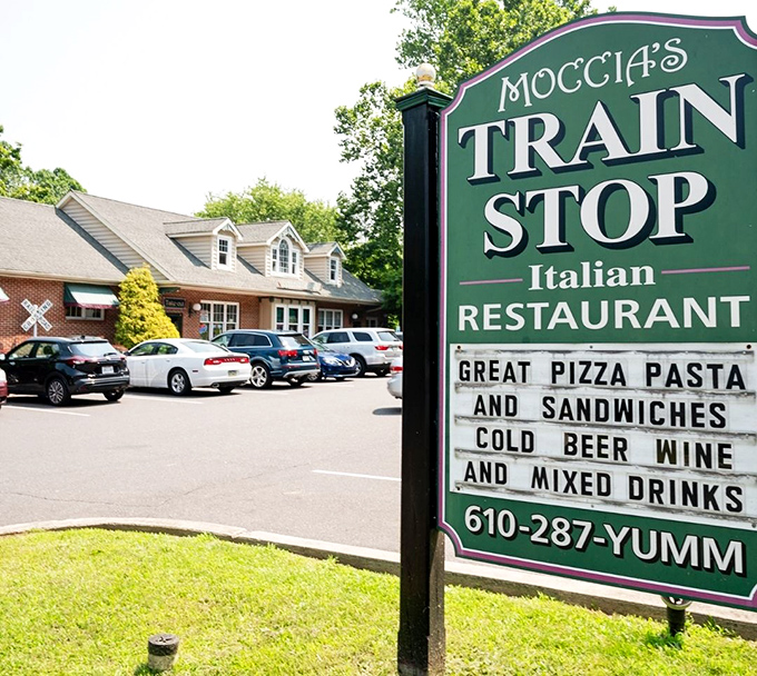 The sign says it all: "YUMM" is both promise and phone number at this Italian oasis in Schwenksville.