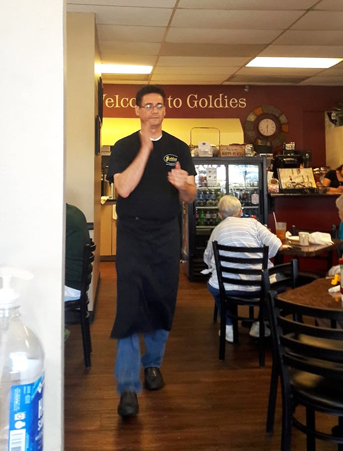 Friendly faces and genuine smiles come standard with every order at this neighborhood breakfast haven.