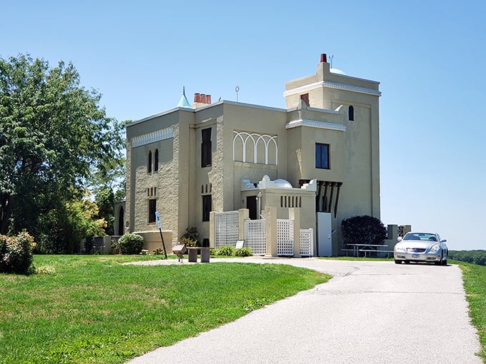 Villa Kathrine stands as Quincy's architectural plot twist&mdash;a Moroccan fantasy overlooking the Mississippi that makes you question your GPS coordinates.
