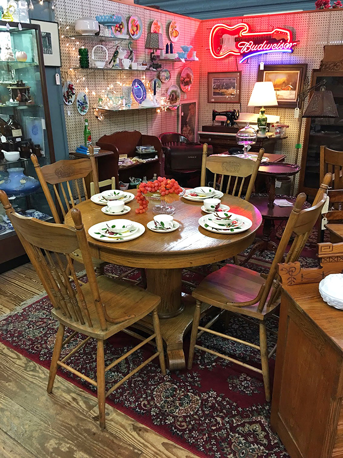 
This vintage dining set isn't just furniture&mdash;it's an invitation to imagine Sunday dinners from another era. Norman Rockwell would feel right at home here. 