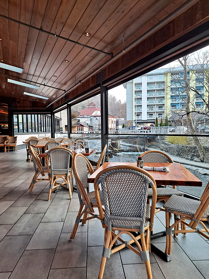 Riverside dining that reminds you food tastes better with a view. Tennessee mountain air and seafood&mdash;an unlikely but perfect marriage.