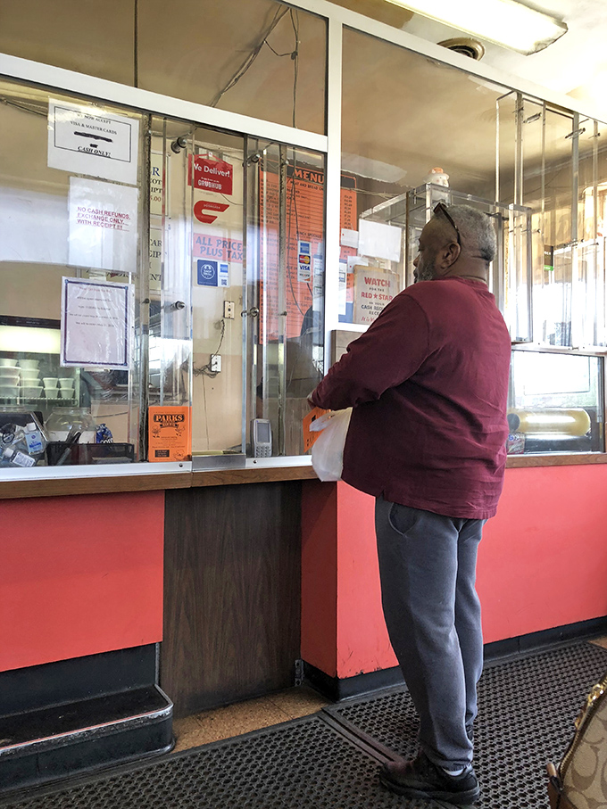 The ordering counter &ndash; where dreams are placed and shortly thereafter fulfilled. Notice nobody's checking their phone while waiting.
