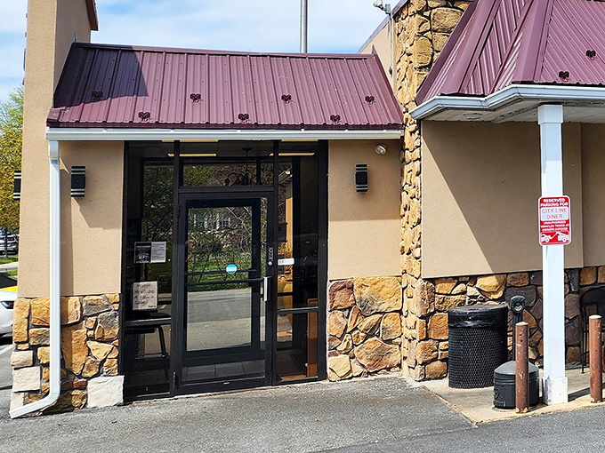 The entrance beckons like a breakfast portal &ndash; stone walls promising comfort food on the other side.