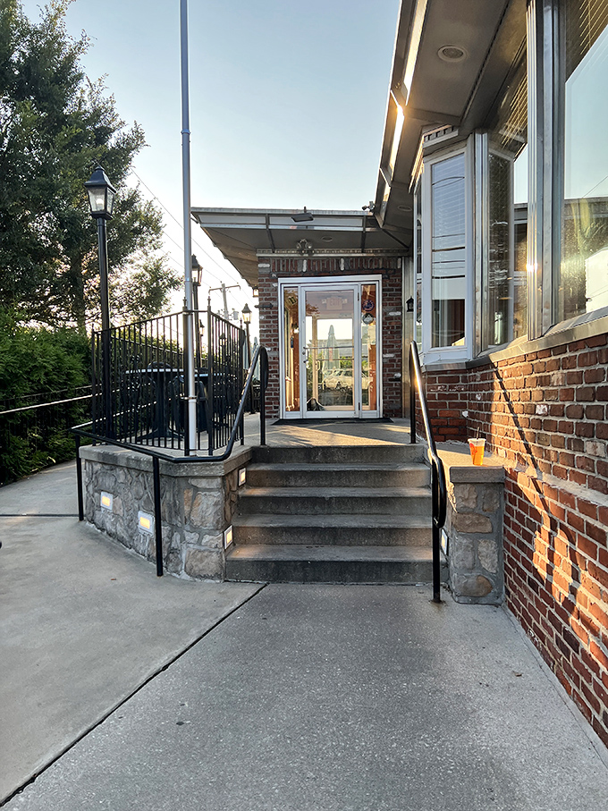 The entrance that's welcomed generations of hungry Pennsylvanians. These steps have supported both empty stomachs going in and satisfied waddles coming out.