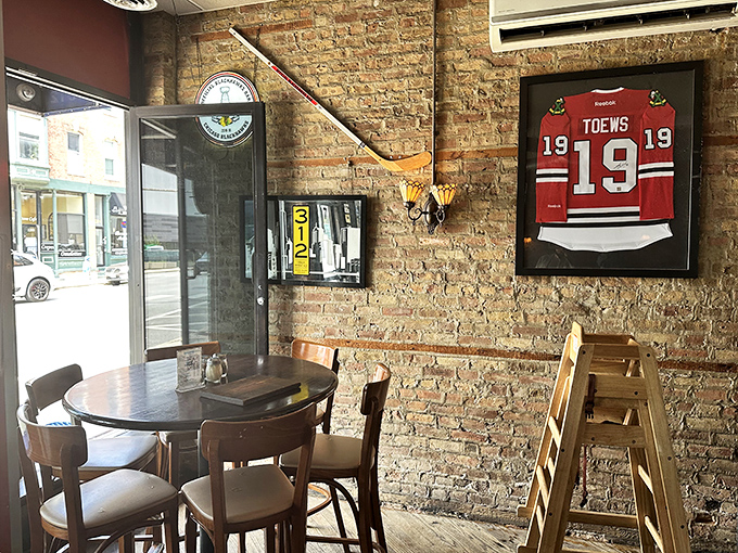 Where sports memorabilia meets exposed brick&mdash;a quintessentially Chicago corner where hockey jerseys watch over pizza consumption with approval.