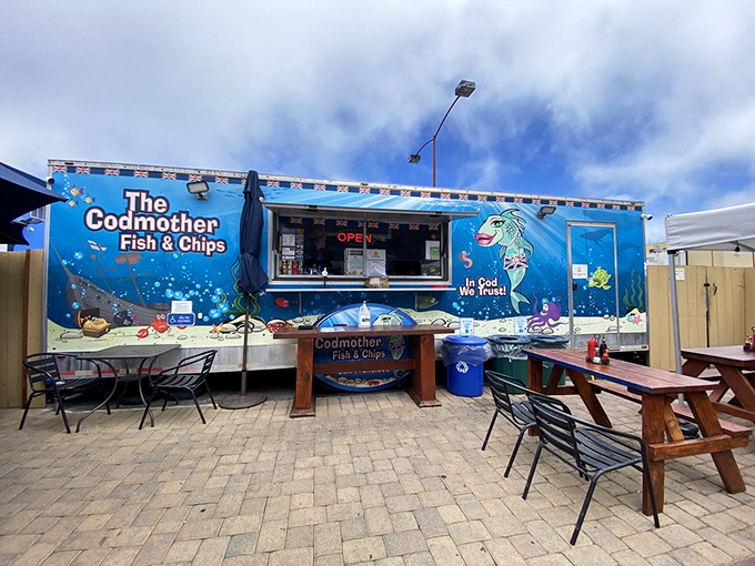 The magical blue truck that proves the best restaurants sometimes come on wheels and with whimsical sea creatures.