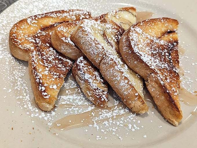 French toast that achieves this golden perfection proves why some breakfast classics never go out of style anywhere.