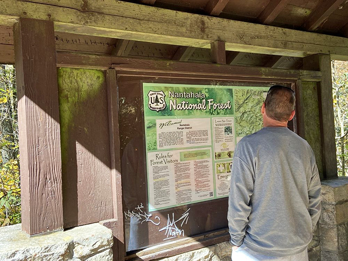 Knowledge is power, and knowing what you're seeing makes the geological wonder even more impressive and meaningful.