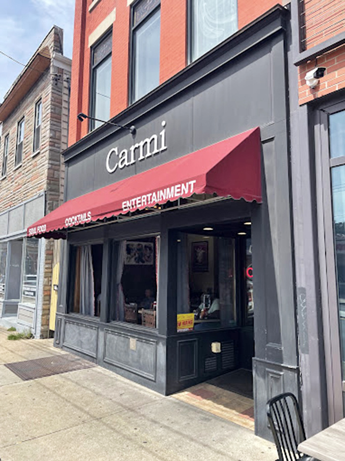 The sidewalk view doesn't prepare you for what's inside. Like finding a diamond in your backyard&mdash;unexpected and absolutely precious.