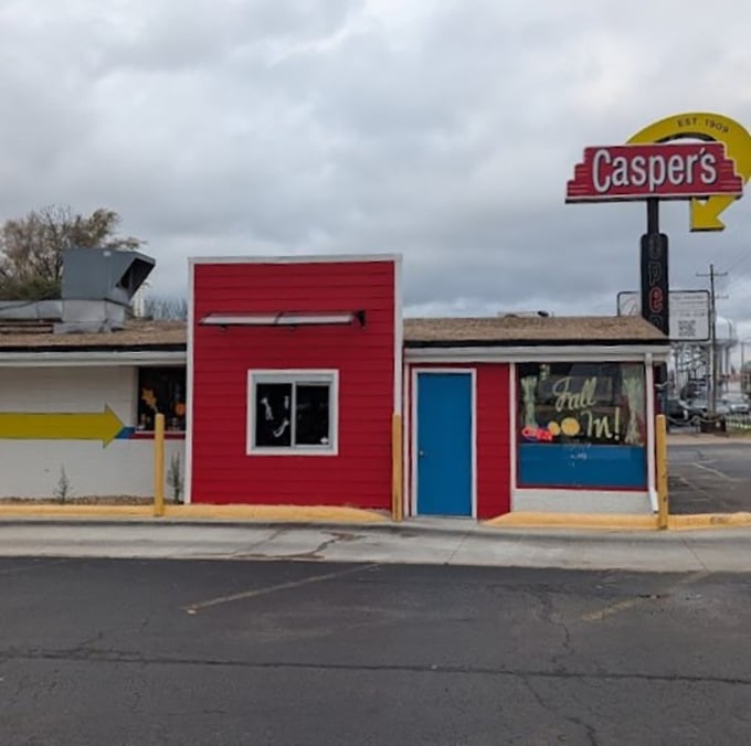 The newer exterior may have changed colors, but that blue door still leads to the same timeless flavors that Springfield residents have treasured for decades.